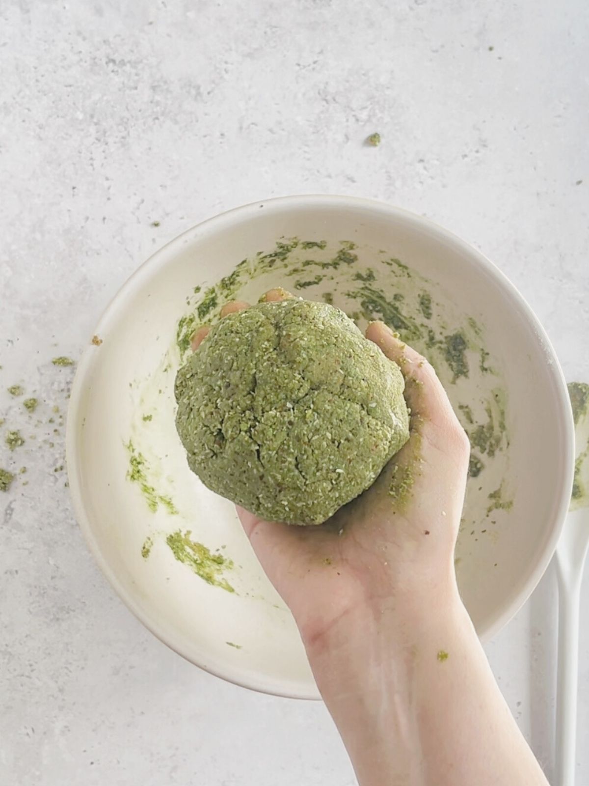5 Minute Matcha Protein Balls - The Oregon Dietitian