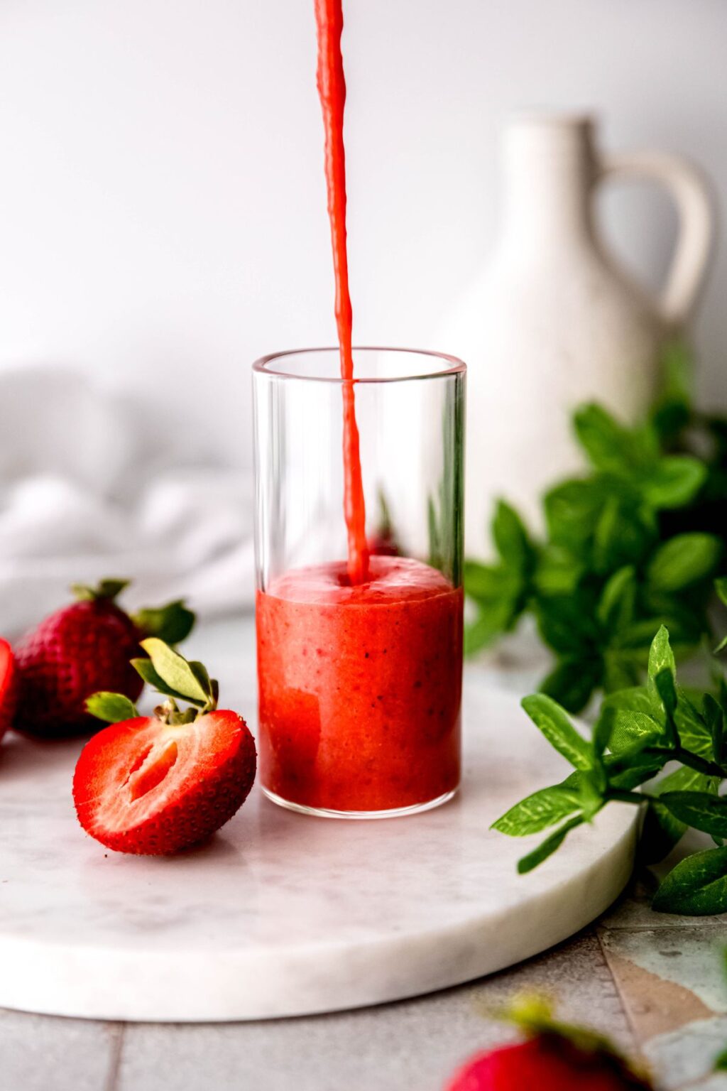 Easy Strawberry Vinaigrette Dressing - The Oregon Dietitian